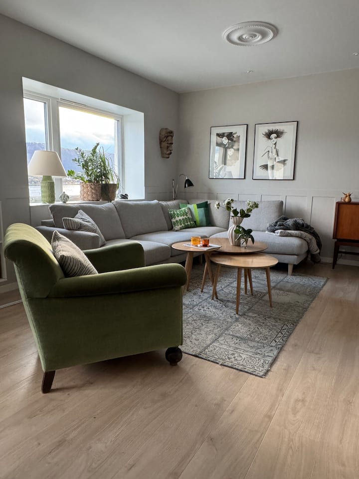 Nyrenovert Byleilighet Med Panoramautsikt - Alesund