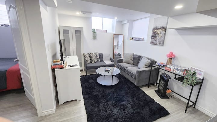 Perfect Getaway Near Niagara!
*Cozy & Modern Unit* - Welland