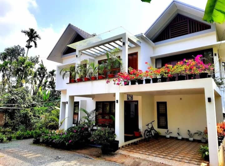 Paul's Rooms Panamaram - Wayanad