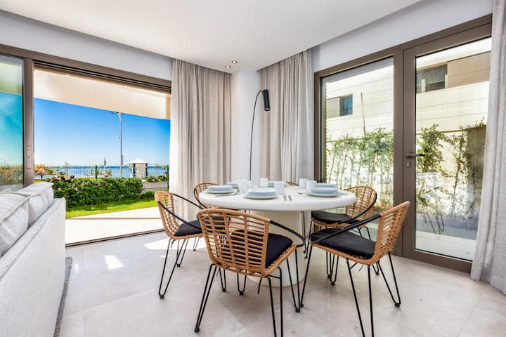 Luxury Málaga Beachfront Triplex | Private Garden - Provincia de Málaga, España