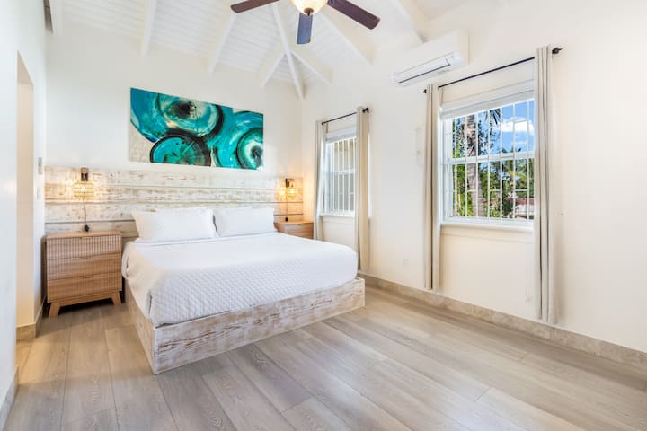 Passionflower 1br Villa | Beach Chairs On Gracebay - Turks and Caicos Islands