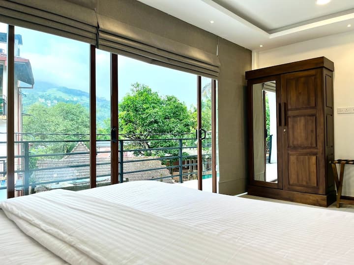 Your Stylish Kandy Base - Kandy