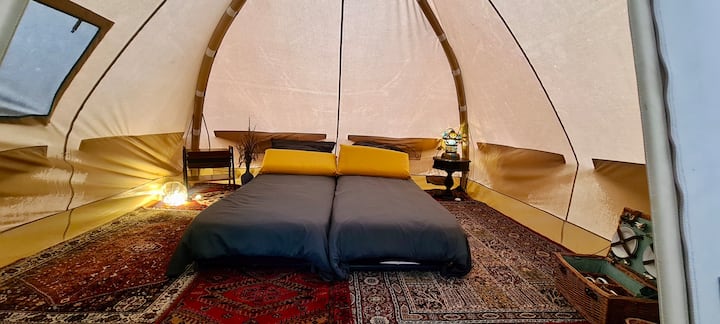 Cosy Glamping With A Proper Bed - Wanfried