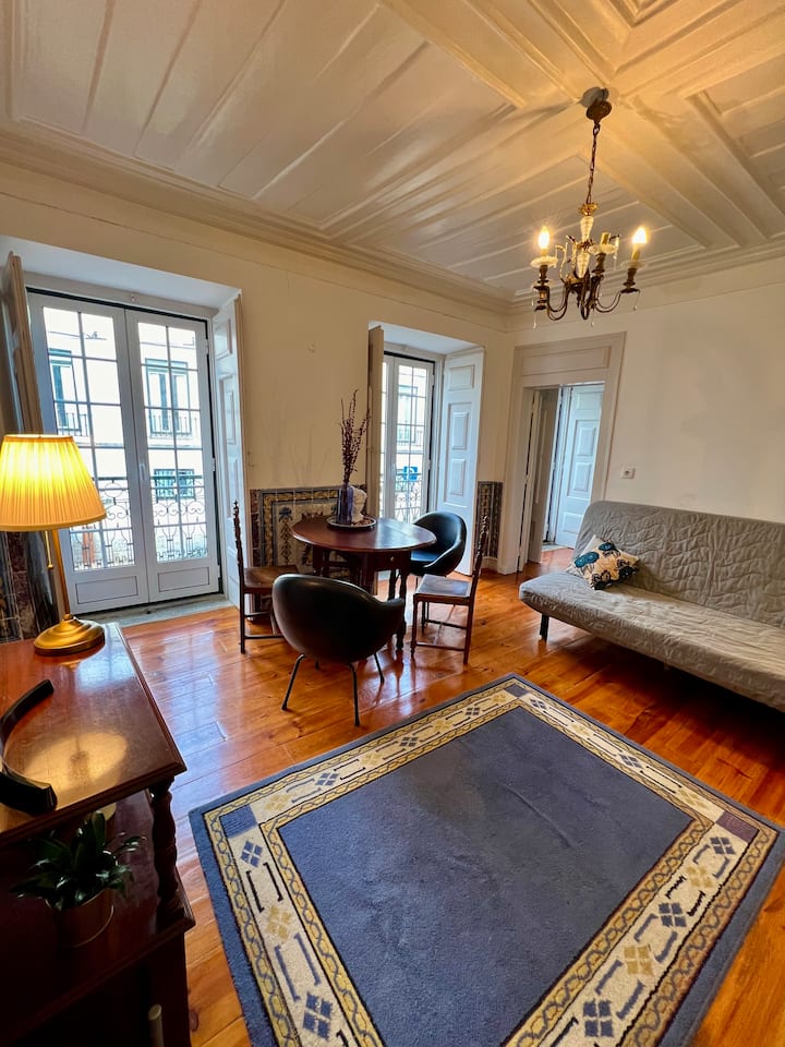 Cozy Portuguese Style Apartment - Lisbonne