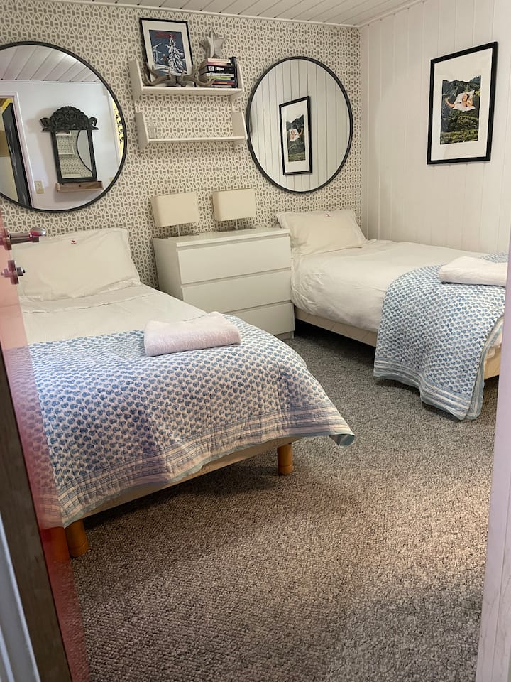 Ski, Climb, Sleep And Repeat Twin Room - Chamonix-Mont-Blanc