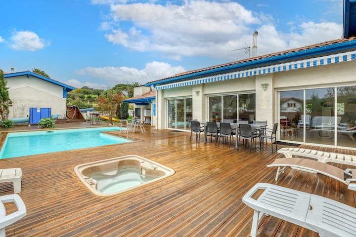Villa à Bidart Avec Piscine - Urrugne