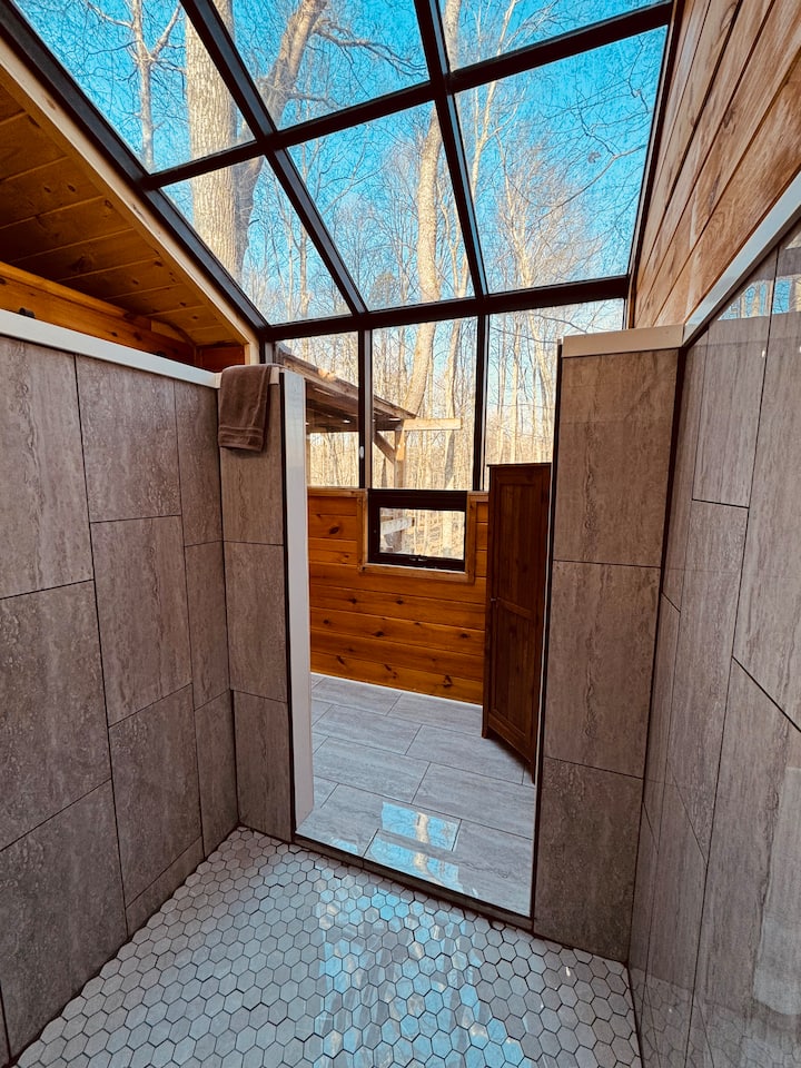 Whispering Pines Getaway Cabins - Hocking Hills State Park, OH