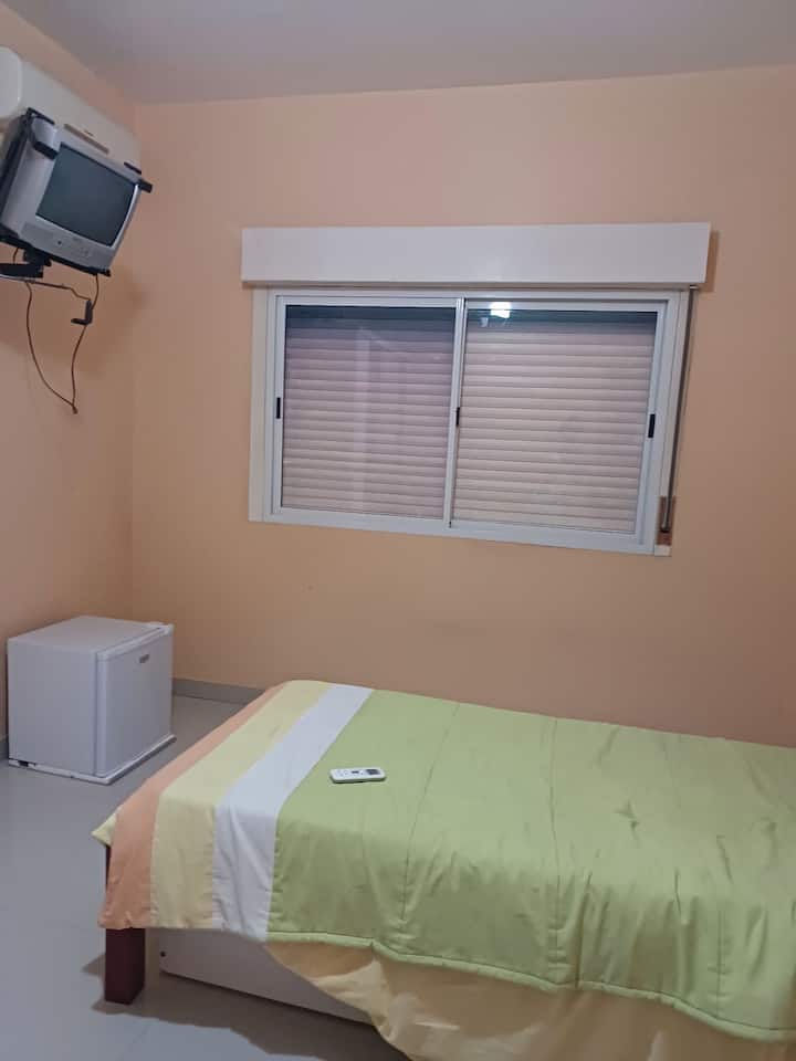 Quarto Aconchegante Privativo - Uruguaiana