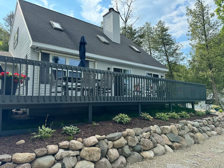 Torch Lake With 102’ Of Private Frontage - Torch Lake, MI