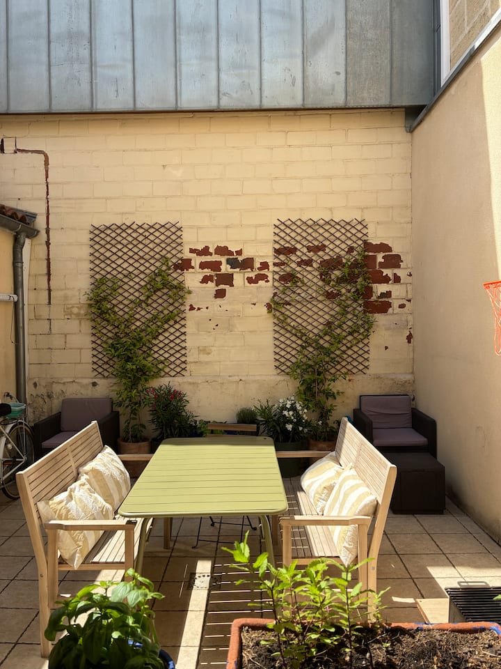 Maison De Ville, éChoppe Bordeaux Avec Extérieur - Bordeaux