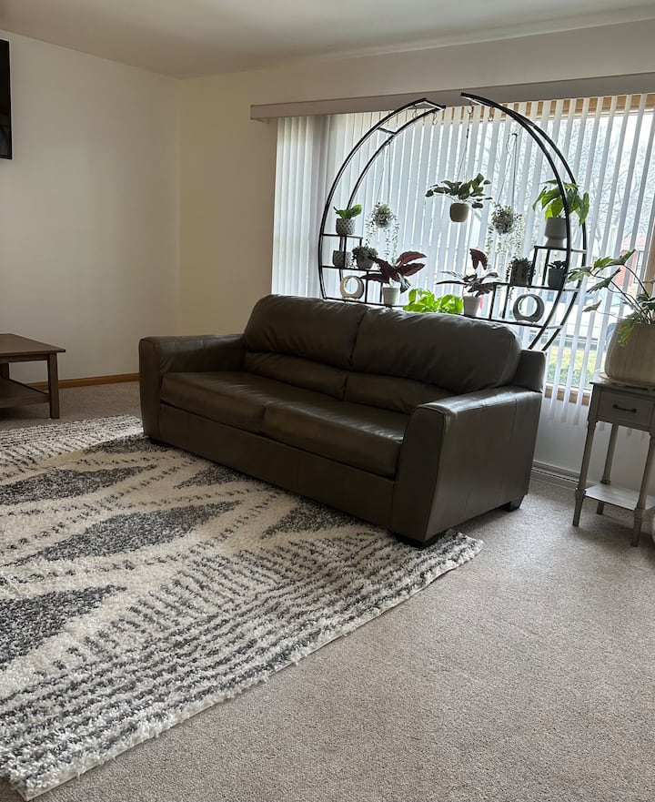 Charming 3 Bedroom Ranch - Milwaukee, WI