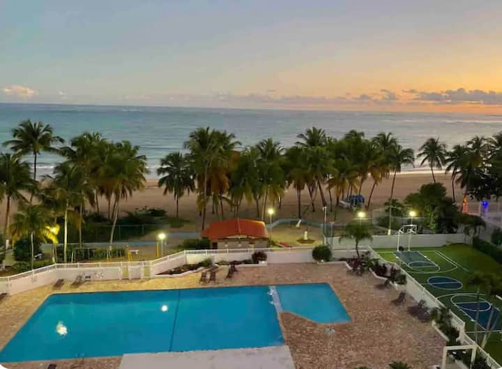 Peaches Pura Vida~signature Oceanfront Luxury Stay - Puerto Rico
