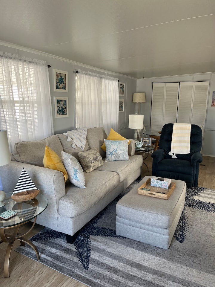 Rv Park Model - Zephyrhills, FL