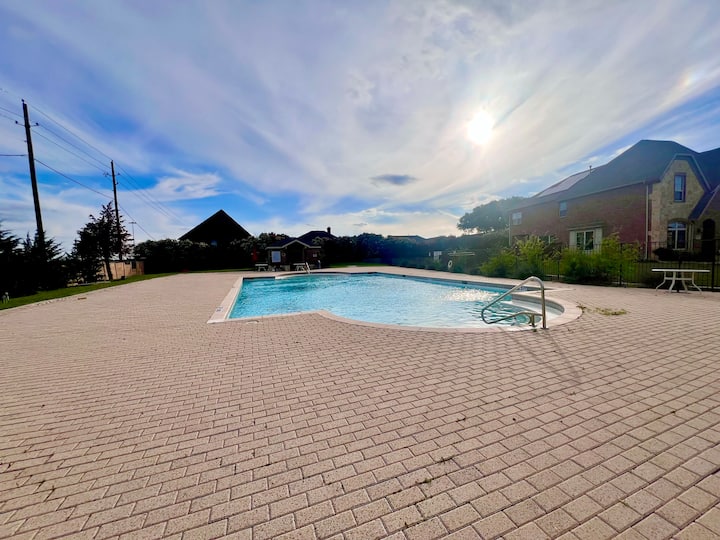 Beautiful, Spacious, And Luxurious Home In Irving - Grapevine, TX