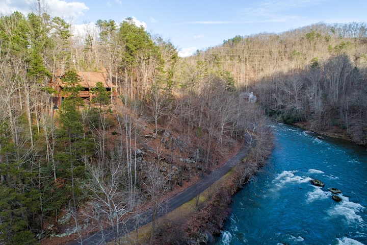 Smoky Mountain River Retreat - Sylva, NC
