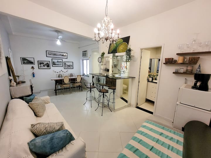 Apto 2 Qts A 120 Mts Da Praia, Otima Localizaçao - Ipanema