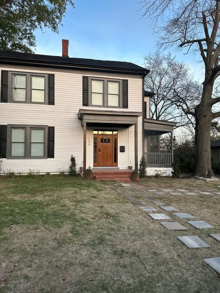 Spacious Beautiful Home - Macon, GA