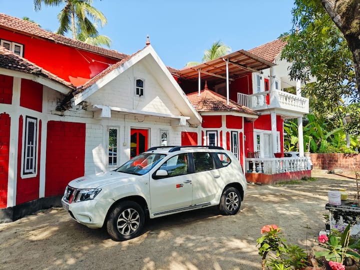 Heinrichwolfi Deluxefamilyroom With Balcony - Kayamkulam