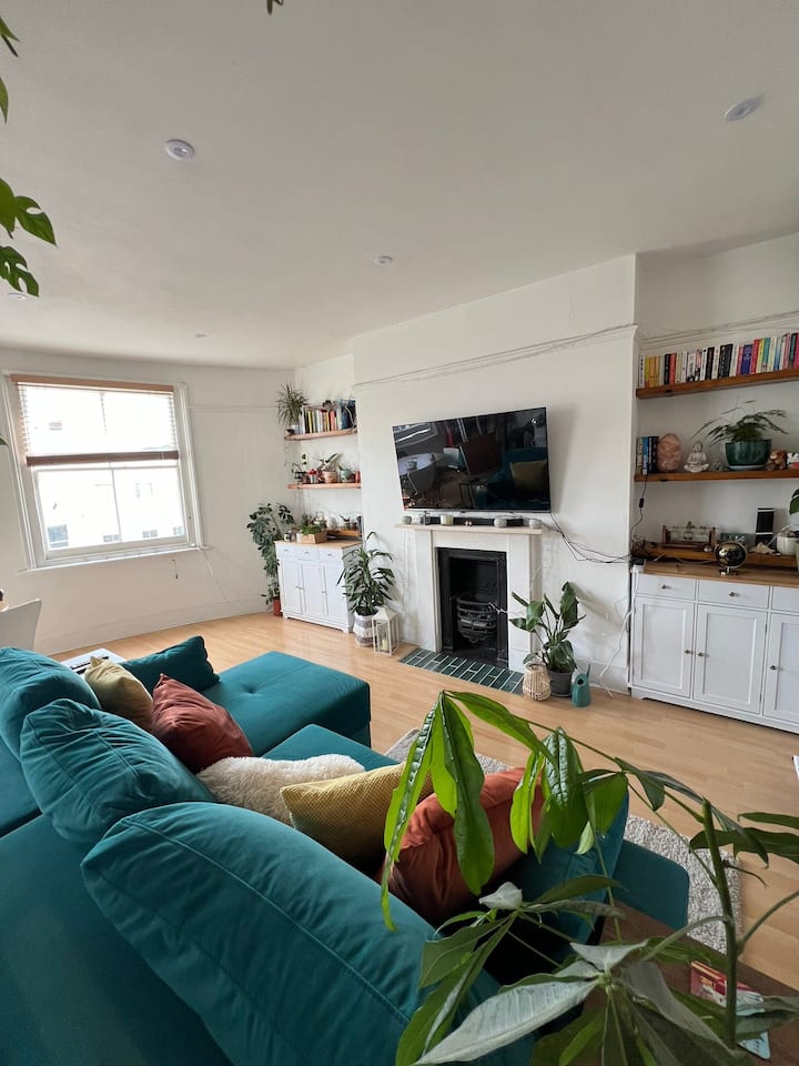 Entire 1 Bed Flat In Brighton And Hove, Sleeps 4 - Brighton Marina