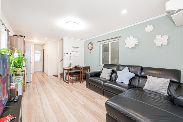 上野へ1駅、浅草寺徒歩圈内、24分で新宿駅へ直通。4部屋を持つ別荘、家族の旅行におすすめ。 - Asakusa