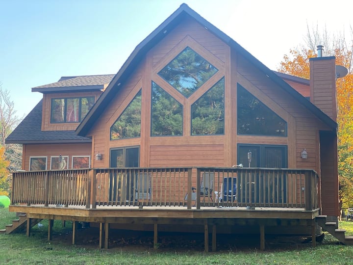 Trailside Escape - Houghton, MI