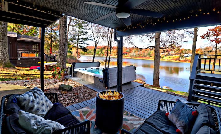 Maple Hollow @ Water's Edge *Swimspa * Lake Front - Fayetteville, AR