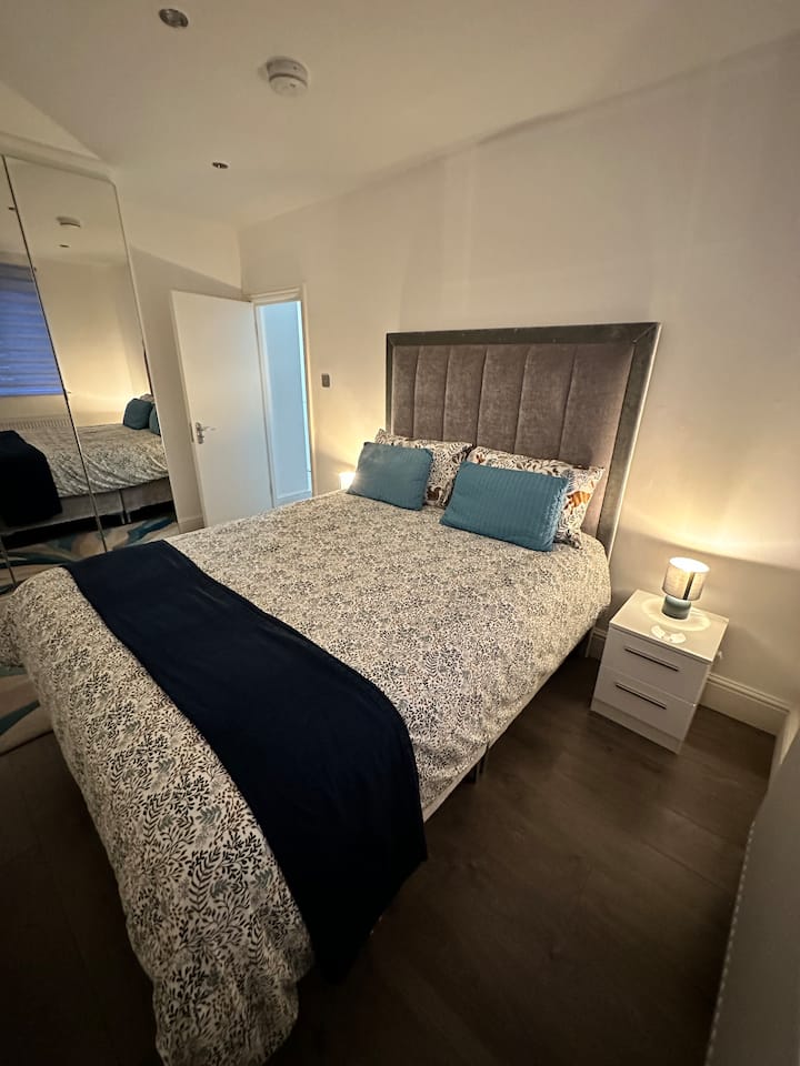 2 Bedroom Apartment Edgware Road - Paddington