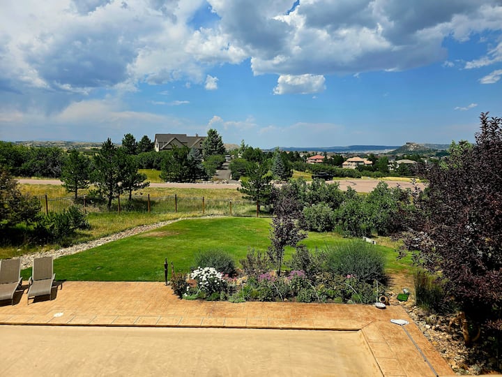 Majestic Views Close To Downtown & Hot Tub! - Castle Rock, CO