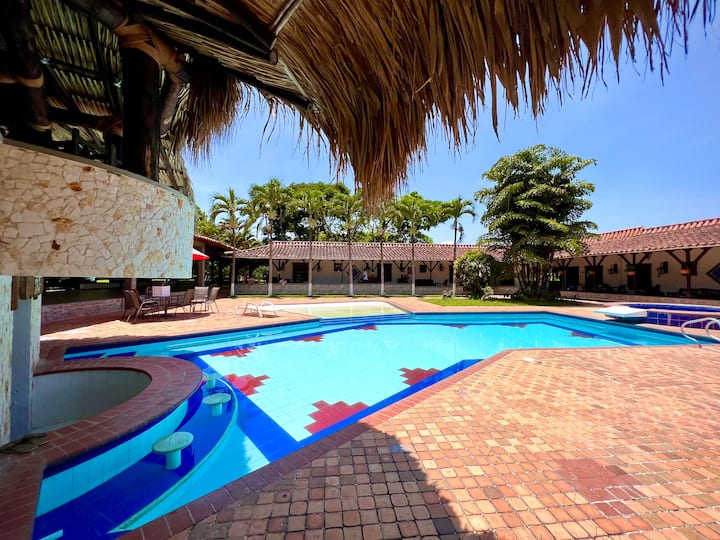 *.* Pereira Hospedaje 60 Eventos 150 Personas *.* - La Virginia