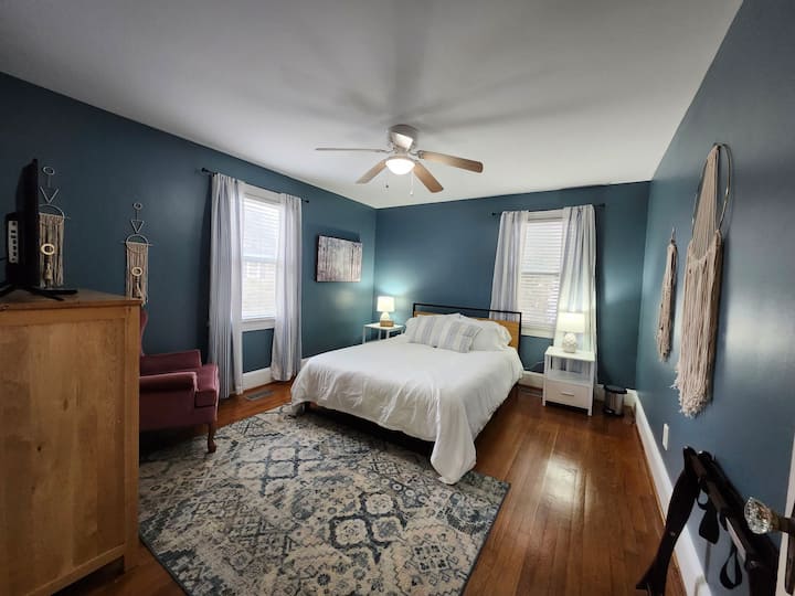 Sans Souci Charmer - Greenville, SC