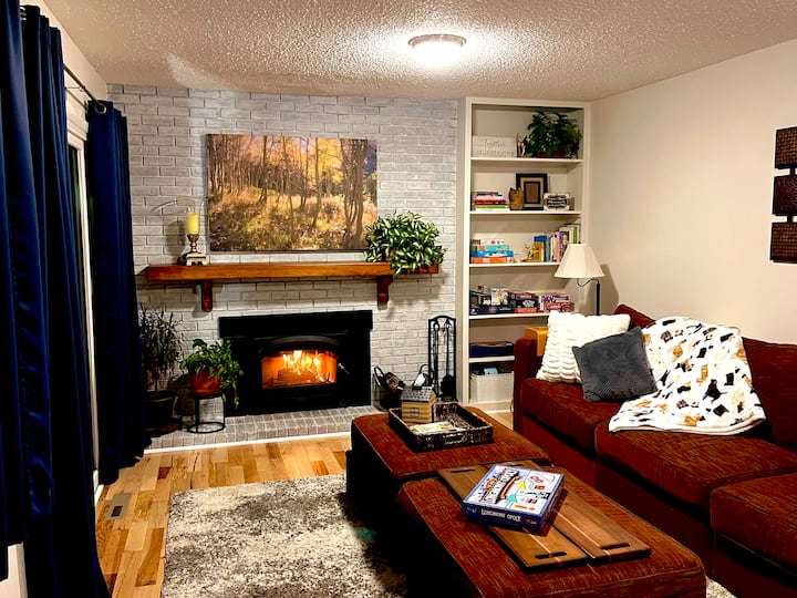1600 Sq Ft Pet-friendly Home W/ Firepit - 롱먼트
