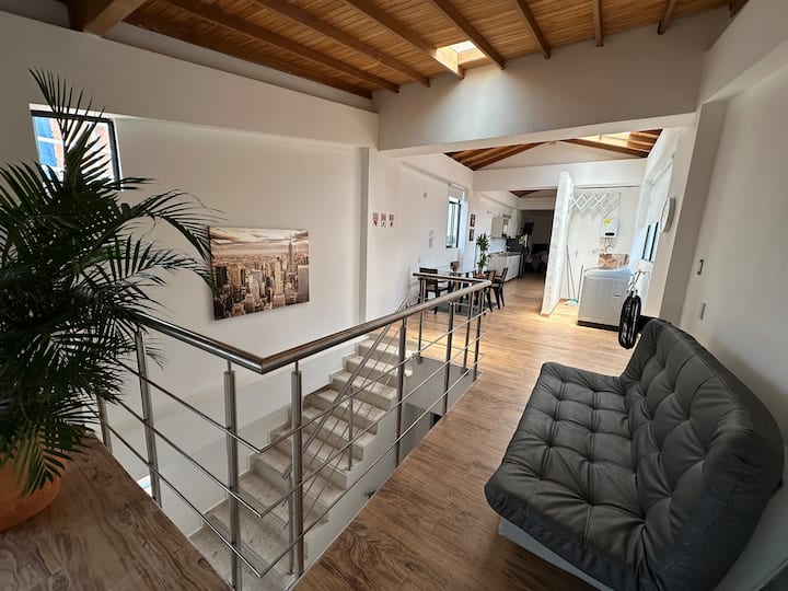 Apto Medellín Floresta Cerca A Estadio, La 70 - Medellín, Colombia