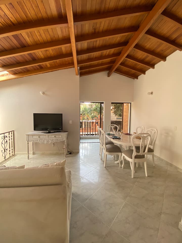 Laureles Beautiful Apartment ! Close To Metro - Medellín