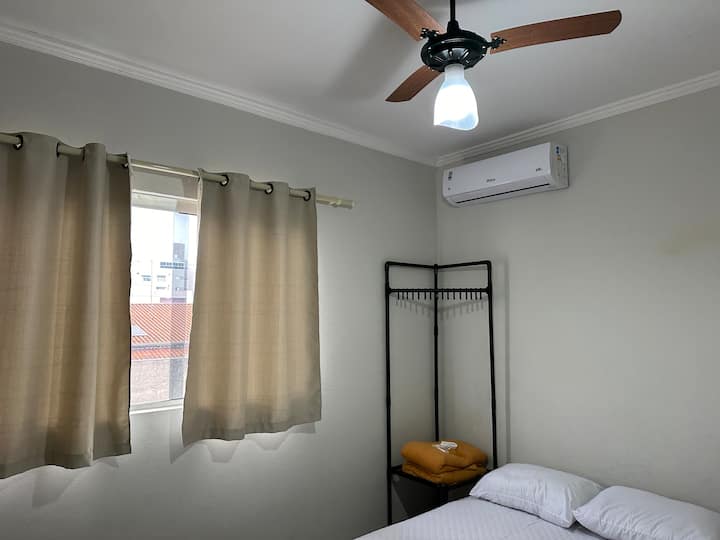 Ap Funcional Com Ar Próx Hospital Amor C/ Vaga - Barretos