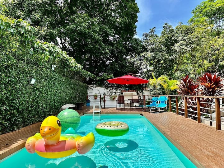 Luxury Villa, Piscina, Jacuzzi, Ping Pong, Basquet - Envigado