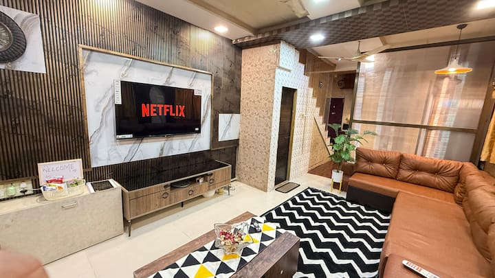 Row House Near Bkc & Airport - Mumbai
