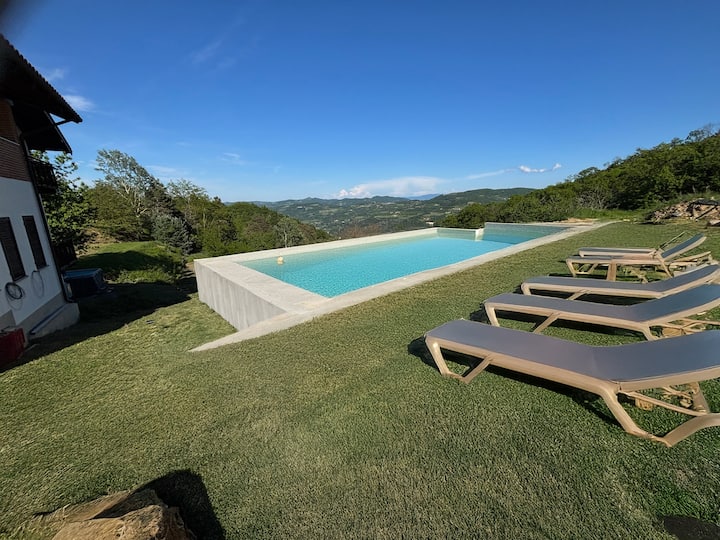 Appartement Met Panorama & Infinity Pool – Langhe - Provincia di Cuneo