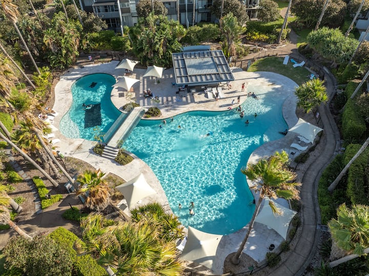 Luxe Waterfront Coastal Retreat ~Resort Facilities - Toukley