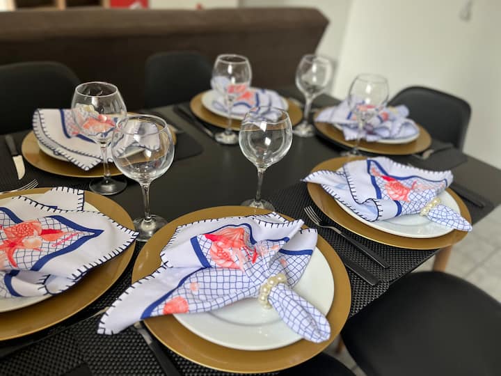 Apto 204 Eça, Festival Dança, 2 Qts, 6p, Garagem - Joinville