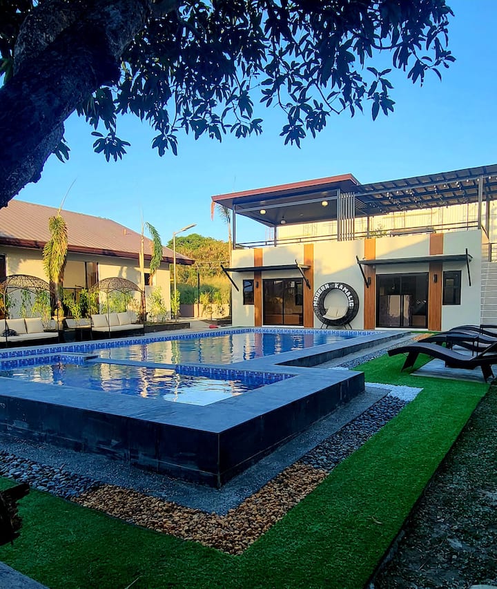 The Modern Kamalig Private Resort In Bustos - Plaridel