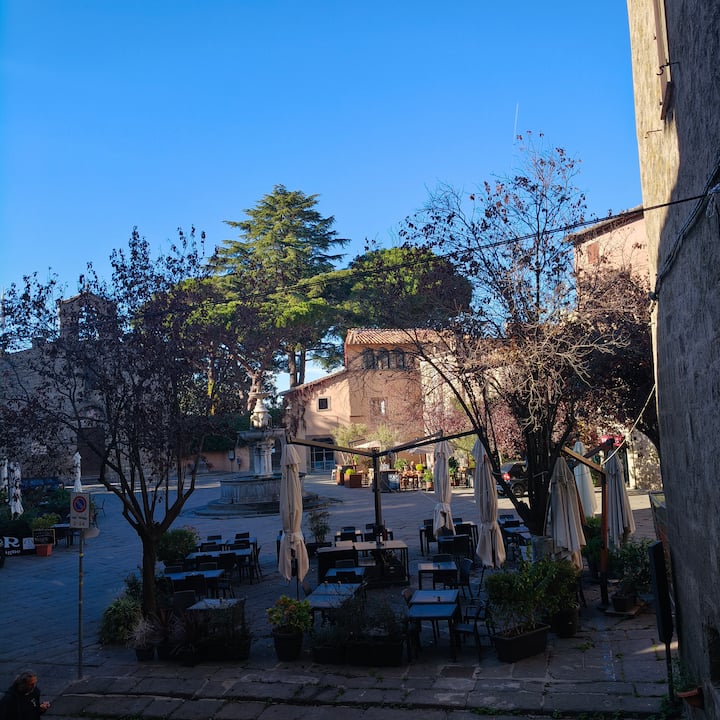 Alloggio All'ombra Della Torre - Viterbo