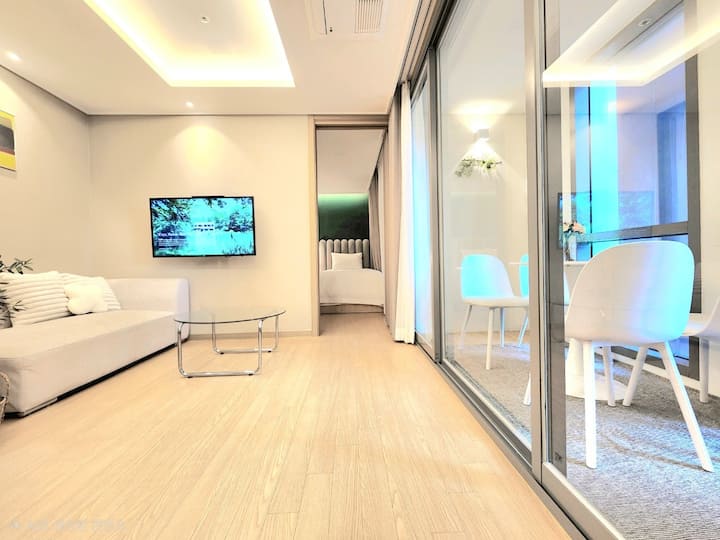 9a | 해운대해변5분.지하철3분 | 3~4인 여유공간 | 무료짐 보관 - 부산광역시