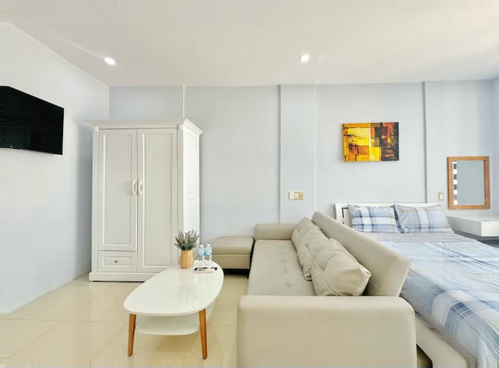 Avalon 3.2 - Oceansight - New Interior, Central - Da Nang