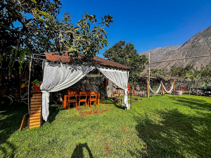 Private Garden Retreat With Outdoor Movie & Lights - Perú