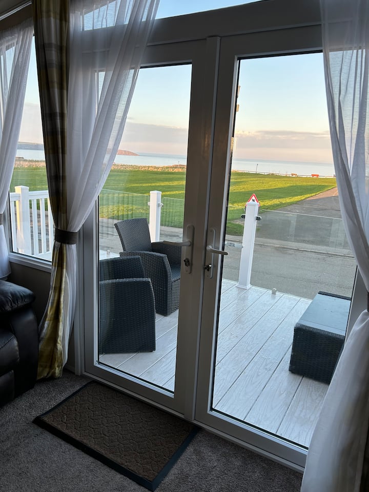 Beautiful Sea View Caravan - Filey