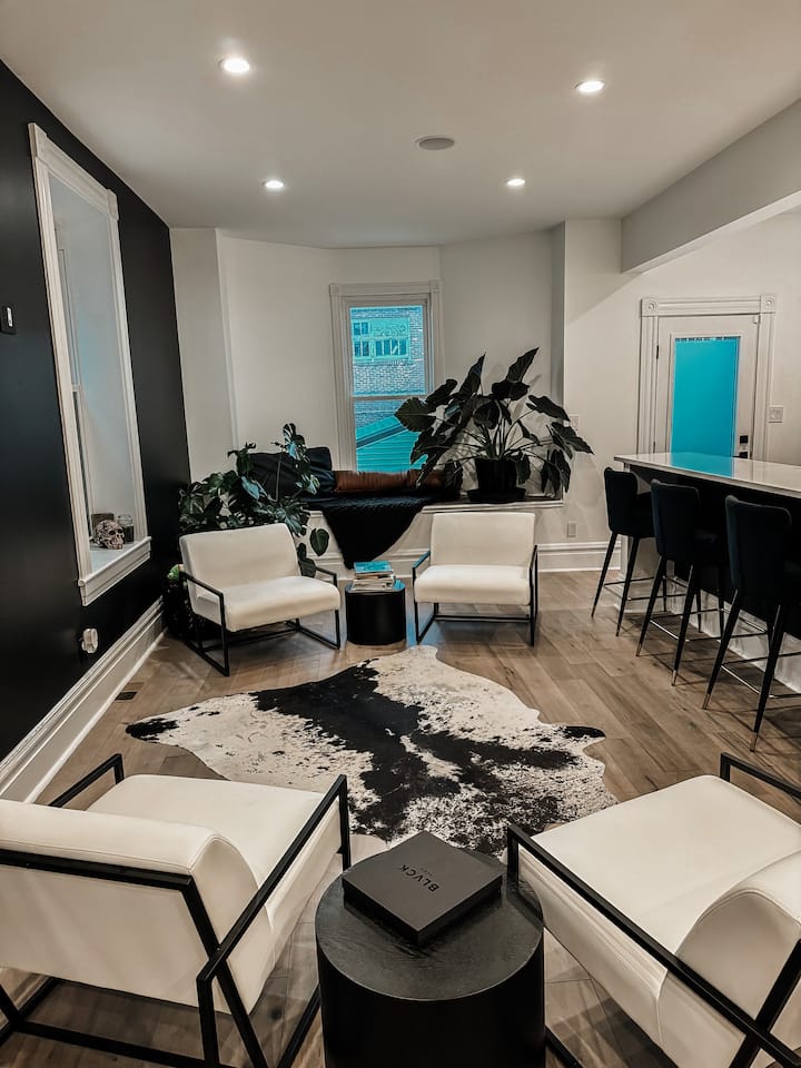 Luxury Home In University City - St. Louis, MO