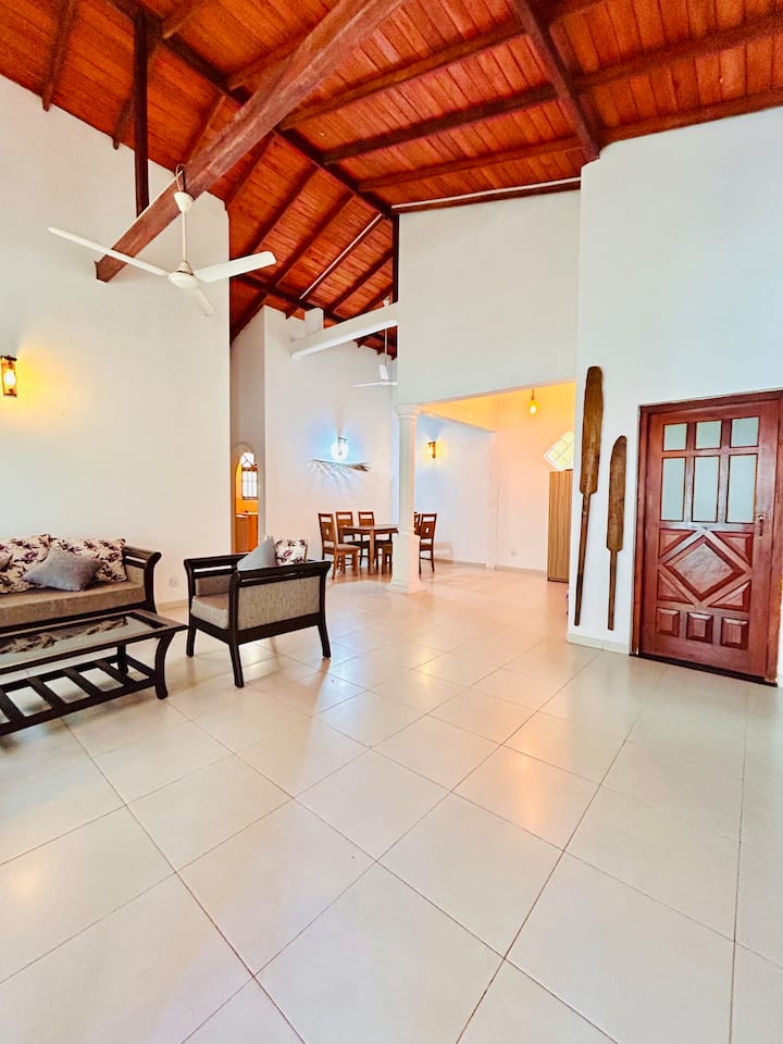 The Mango Tree House - Hikkaduwa