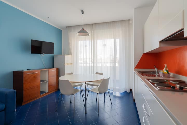 Bilocale Vista Mare Laterale - Gabicce Mare