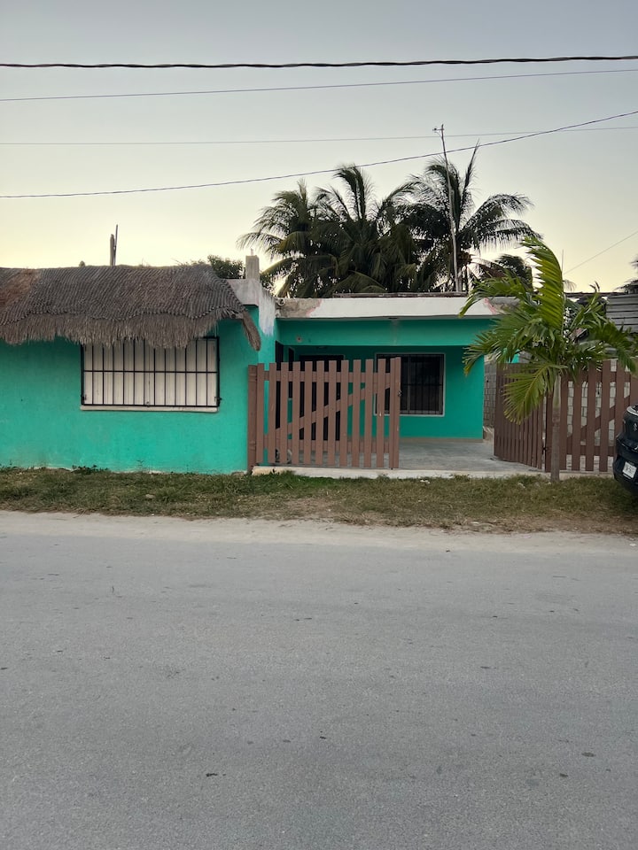 Casa En Renta En San Crisanto - Telchac Puerto