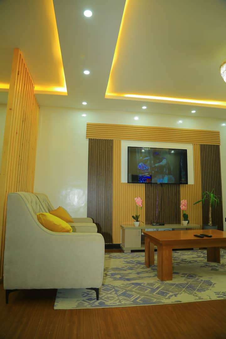 Secure Downtown Gem Fresh And Connveniet Apartemnt - Addis Ababa